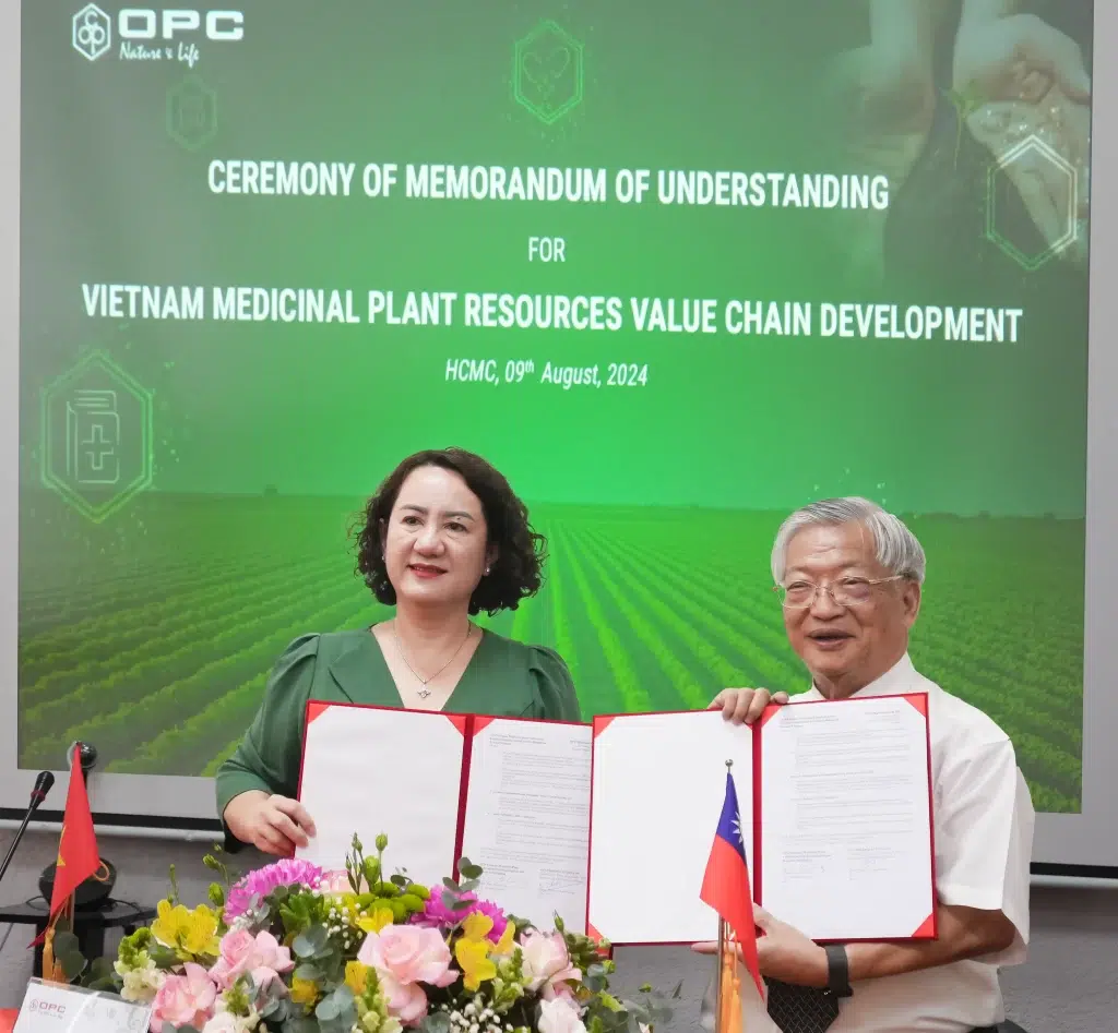 OPC PHARMA & China Medical University signed a MOU for Vietnam ...